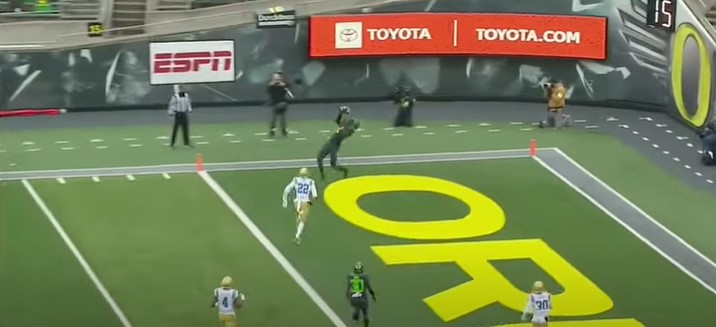 Philadelphia Stars signs former Oregon wide receiver Devon Williams ...