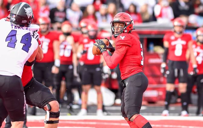 Saskatchewan Roughriders sign quarterback Eric Barriere – BGMSportsTrax